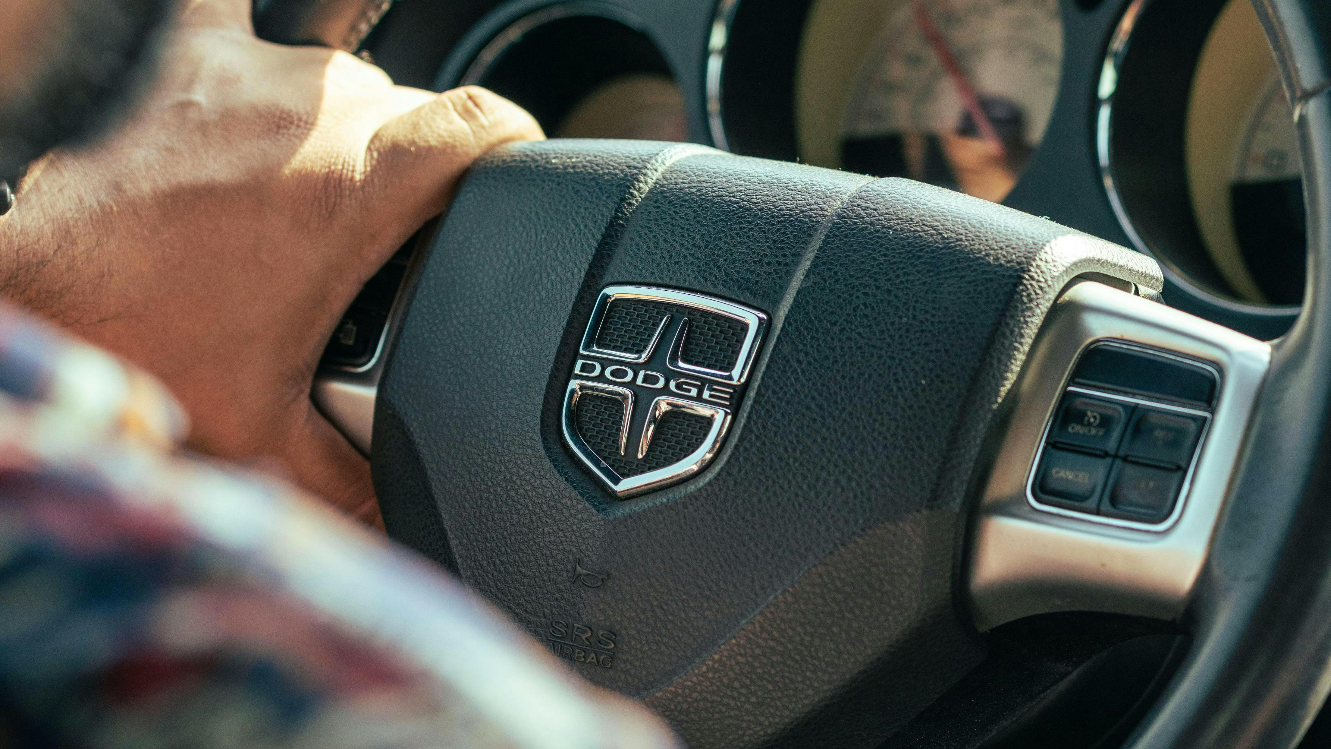 Defective Backup Cameras Prompt Chrysler to Recall Nearly 220K Vehicles ...